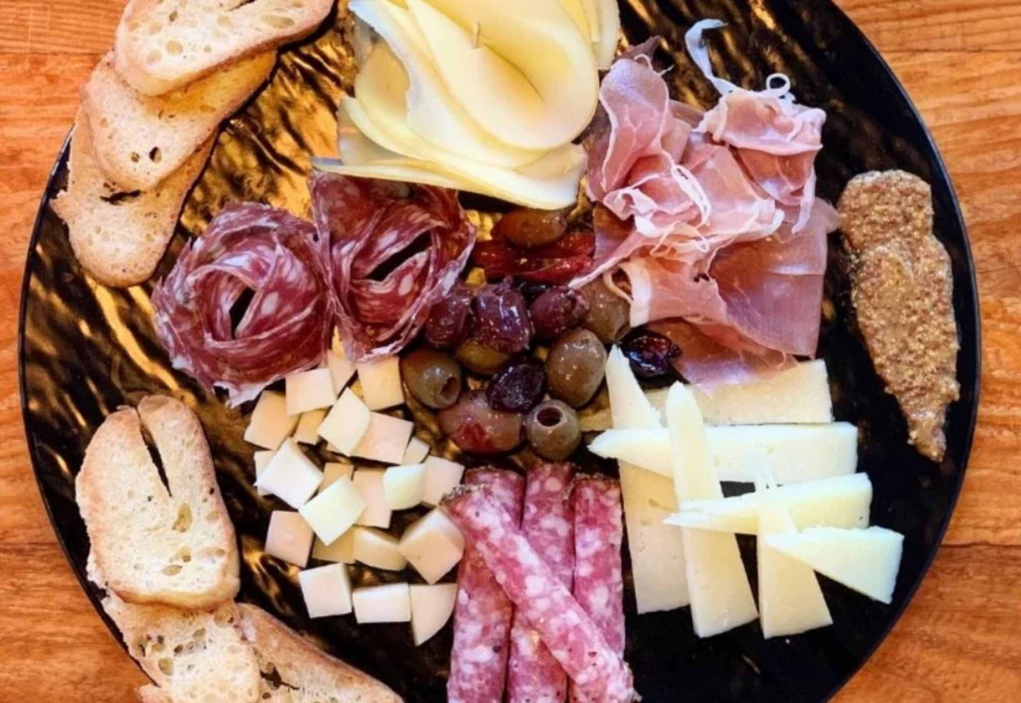 20 BEST Restaurants in Bluffton, SC You Need to Try! - Lost In The ...