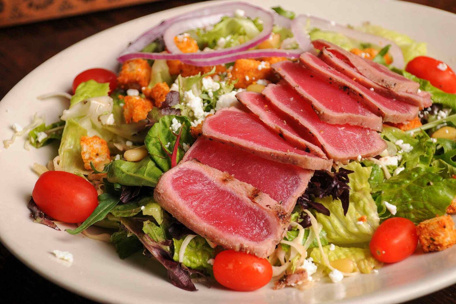 20 BEST Restaurants on Lake Norman - Lost In The Carolinas